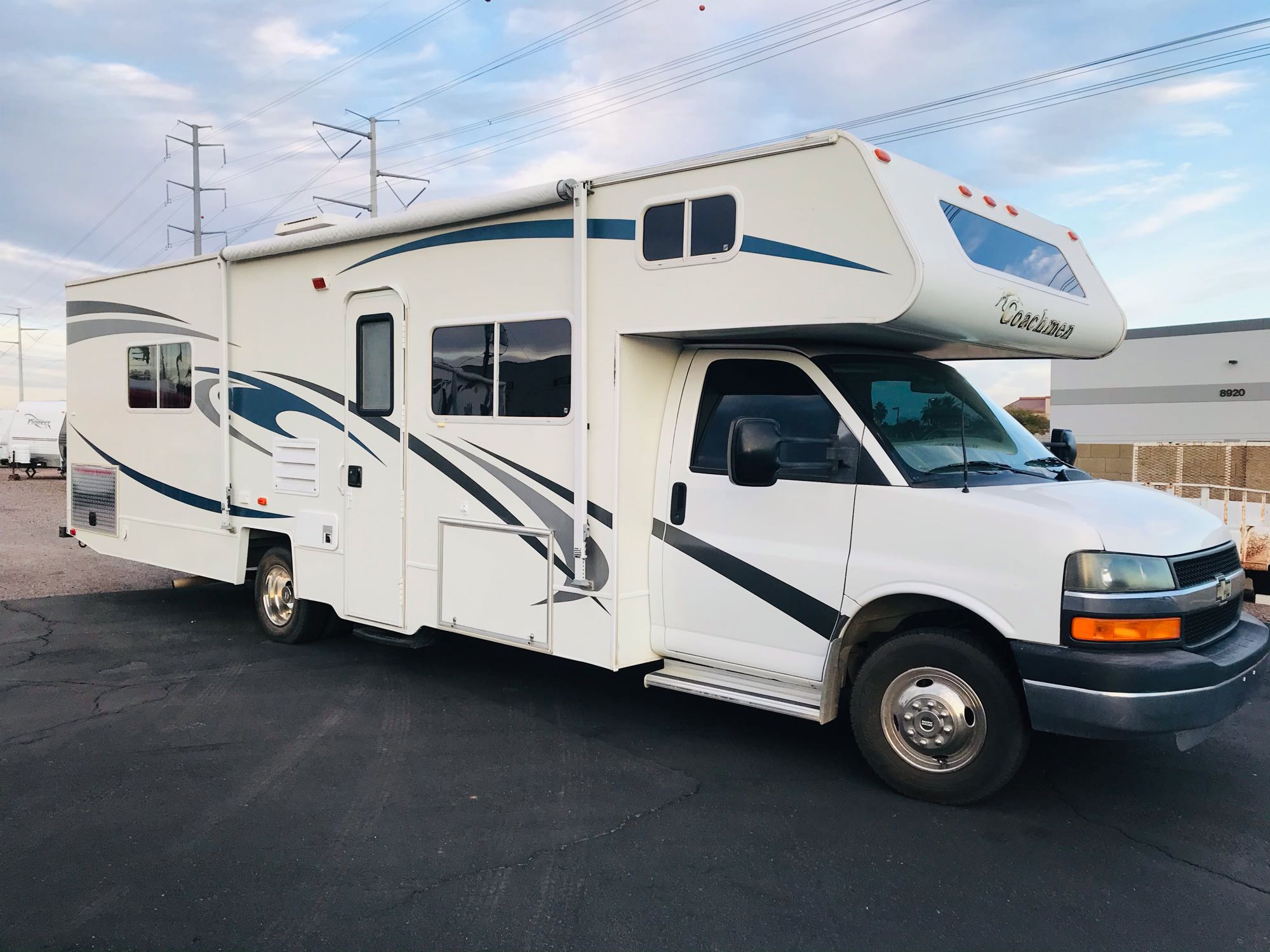 2006 Coachmen Freedom Class C Rental in Tempe, AZ | Outdoorsy