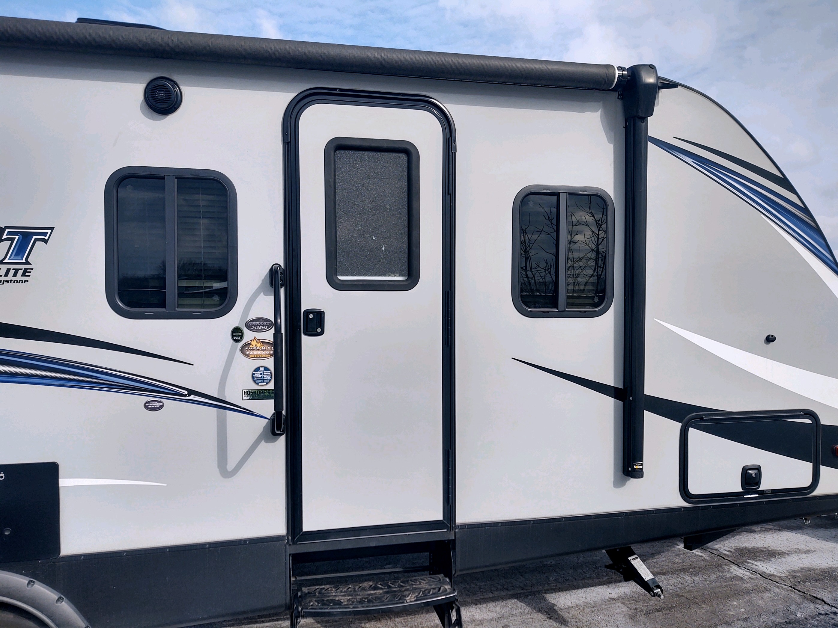 2019 Keystone Bullet Trailer Rental in Germantown, WI | Outdoorsy