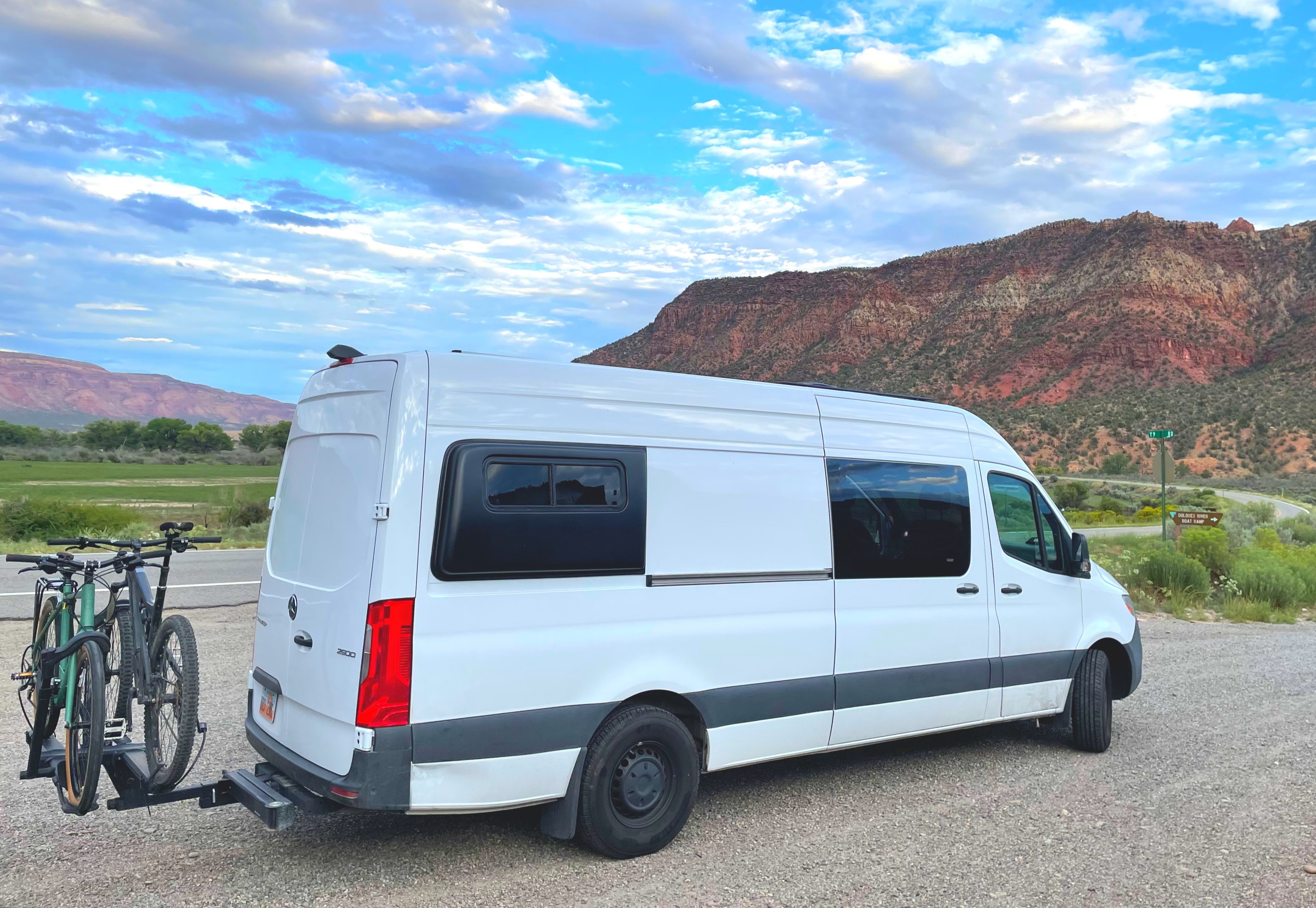 RV and Camper Van Rentals in Las Vegas, NV — altCamp