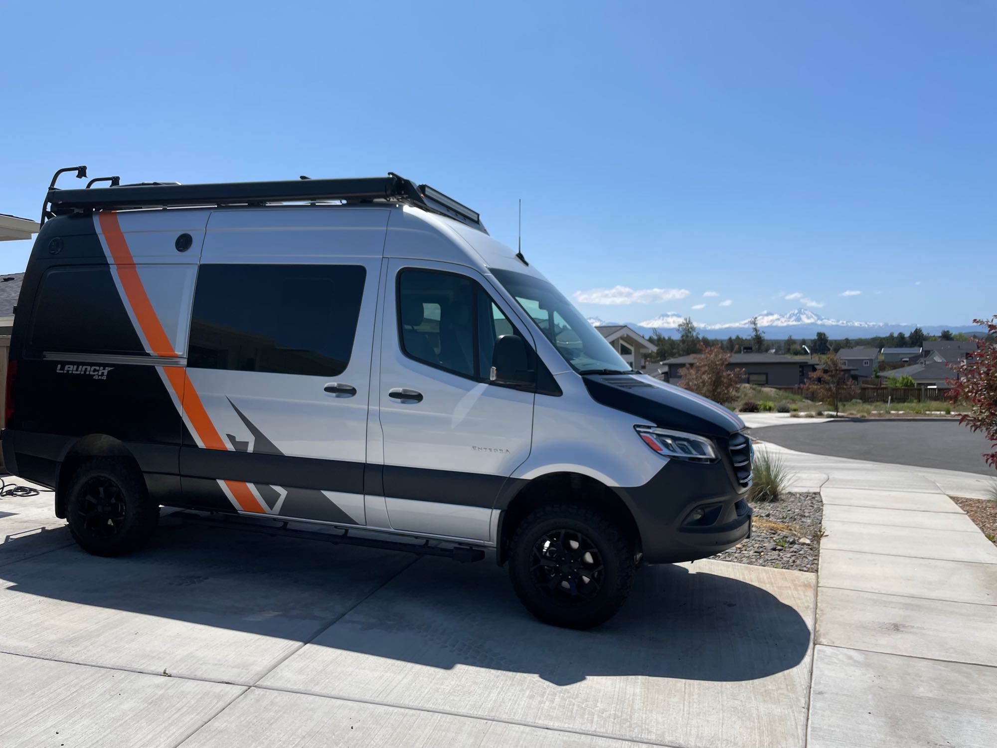 Camper Van Rentals in Oregon — altCamp