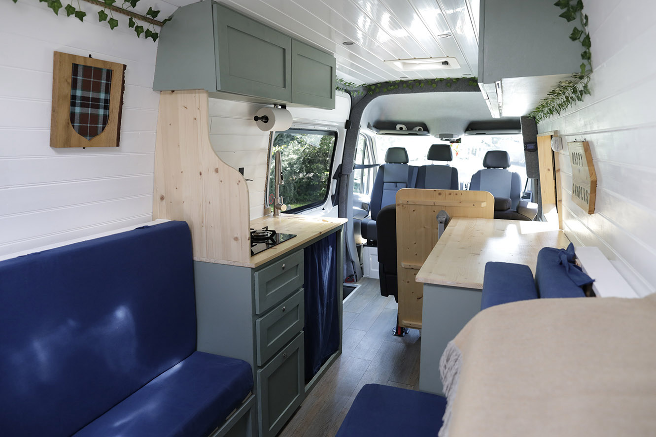 EX - Troop campervan for hire, Thornbury - Quirky Campers