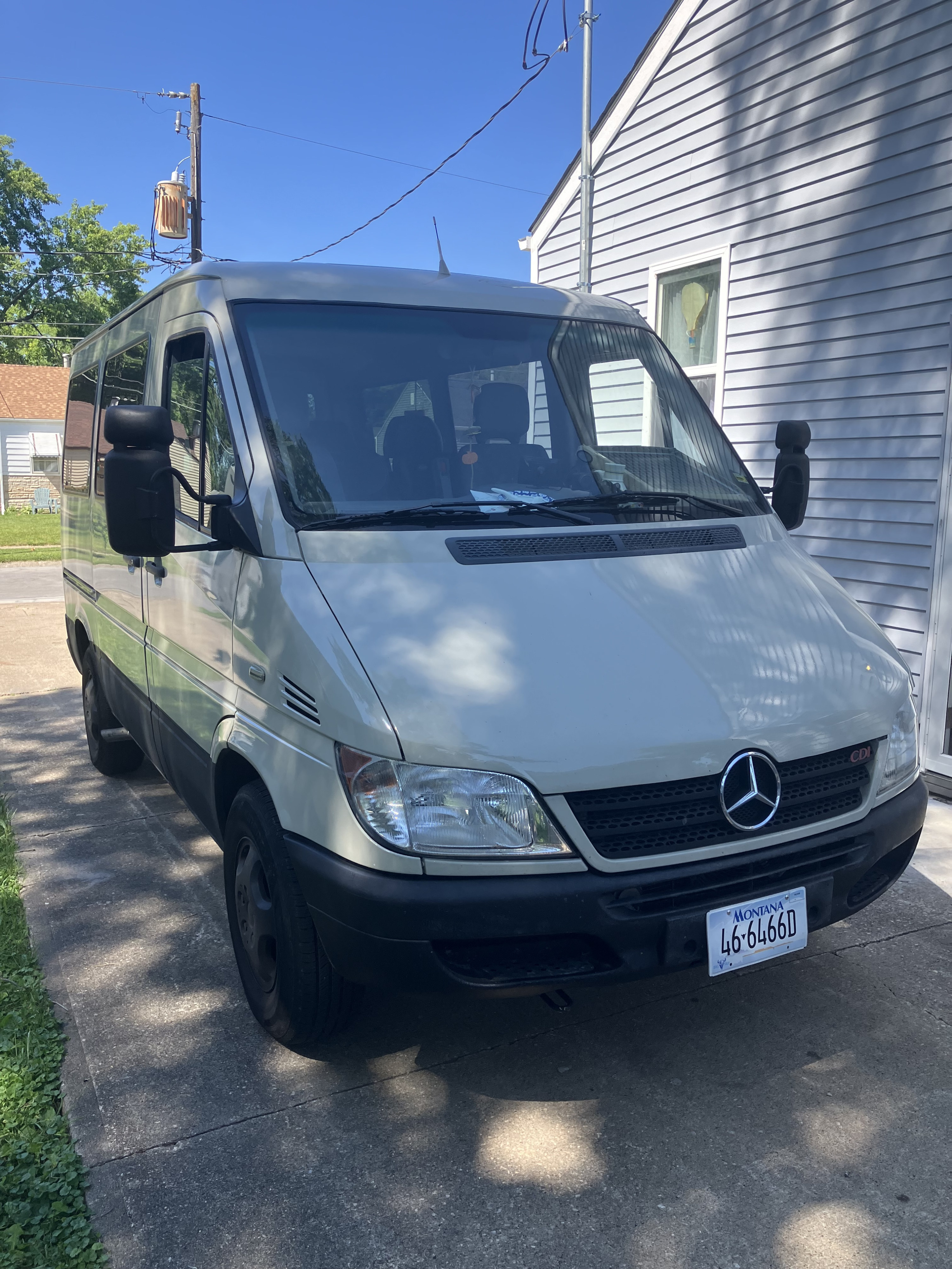 Camper Van Rentals in Iowa — altCamp
