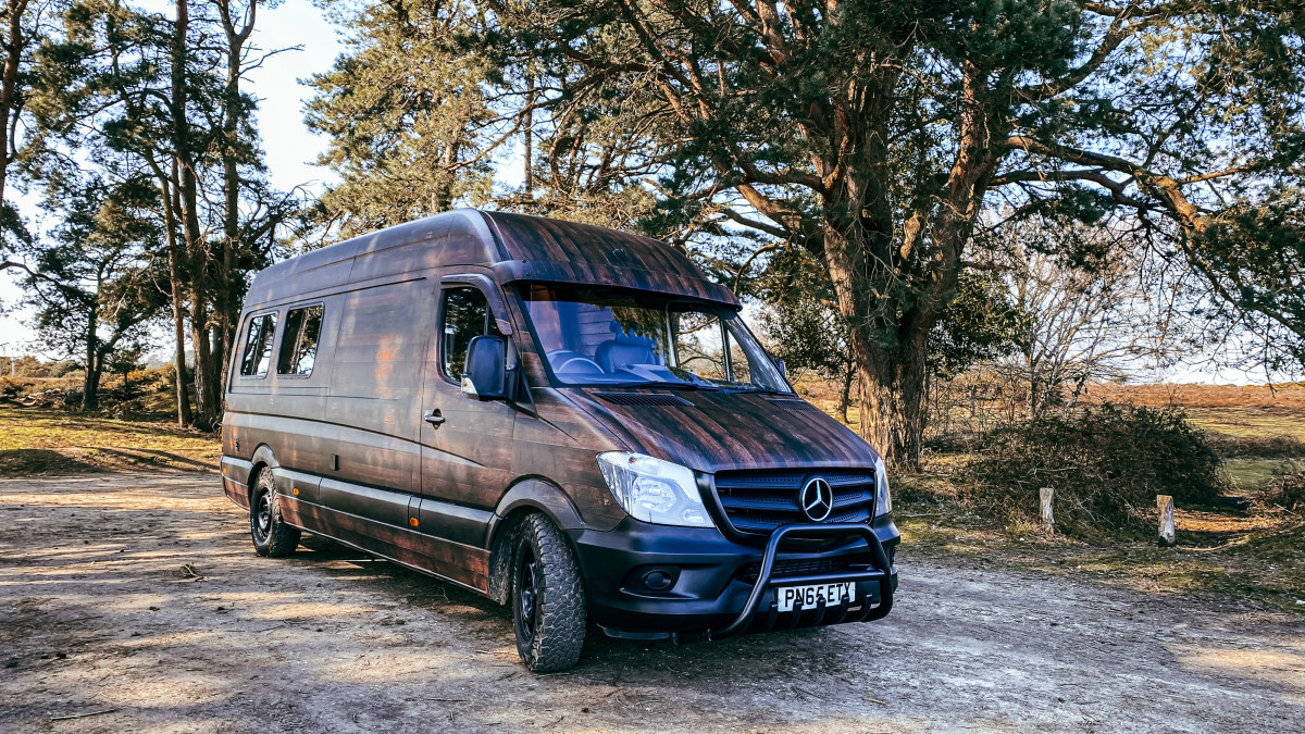 Splinter campervan for hire, Farmborough - Quirky Campers
