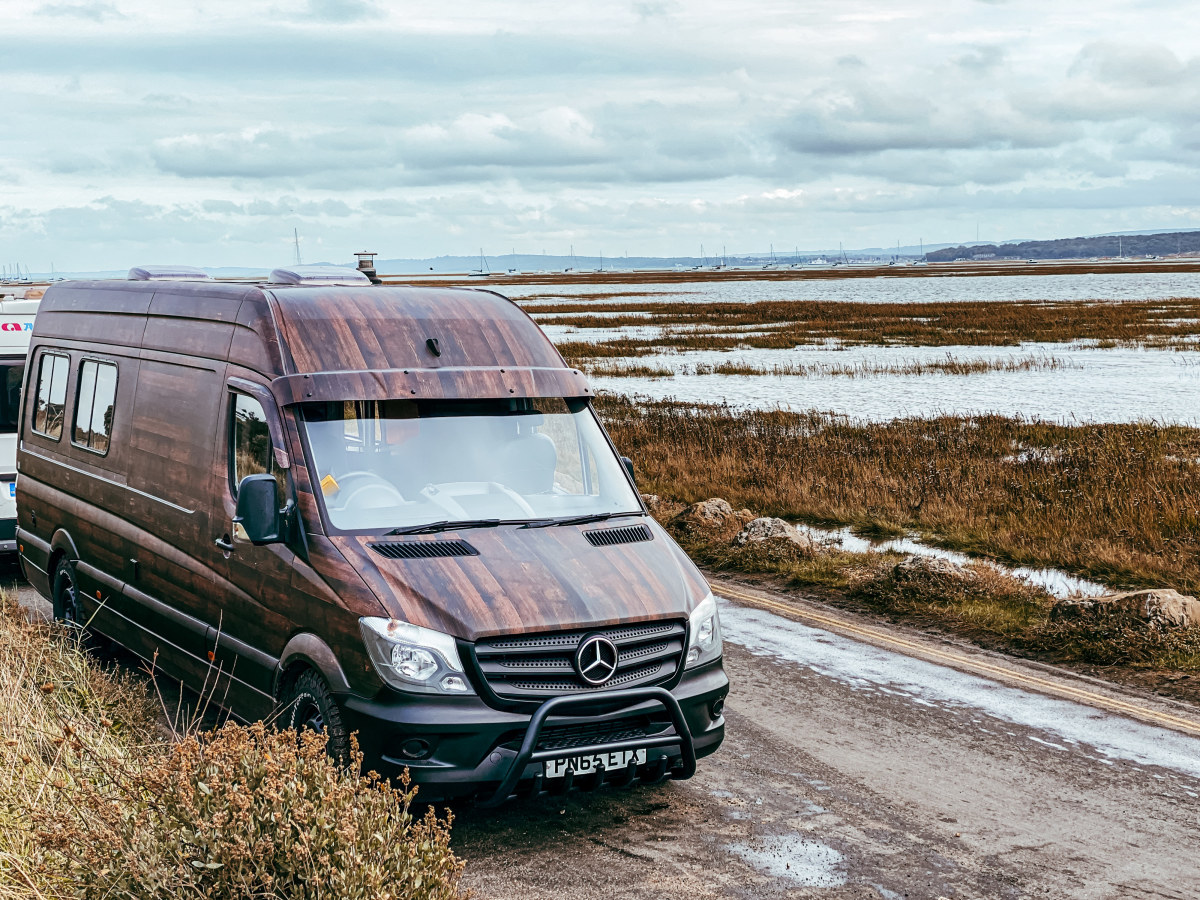 Splinter campervan for hire, Farmborough - Quirky Campers