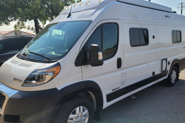 RV Rental Cheyenne - 100s of RVs, 10% Coupon