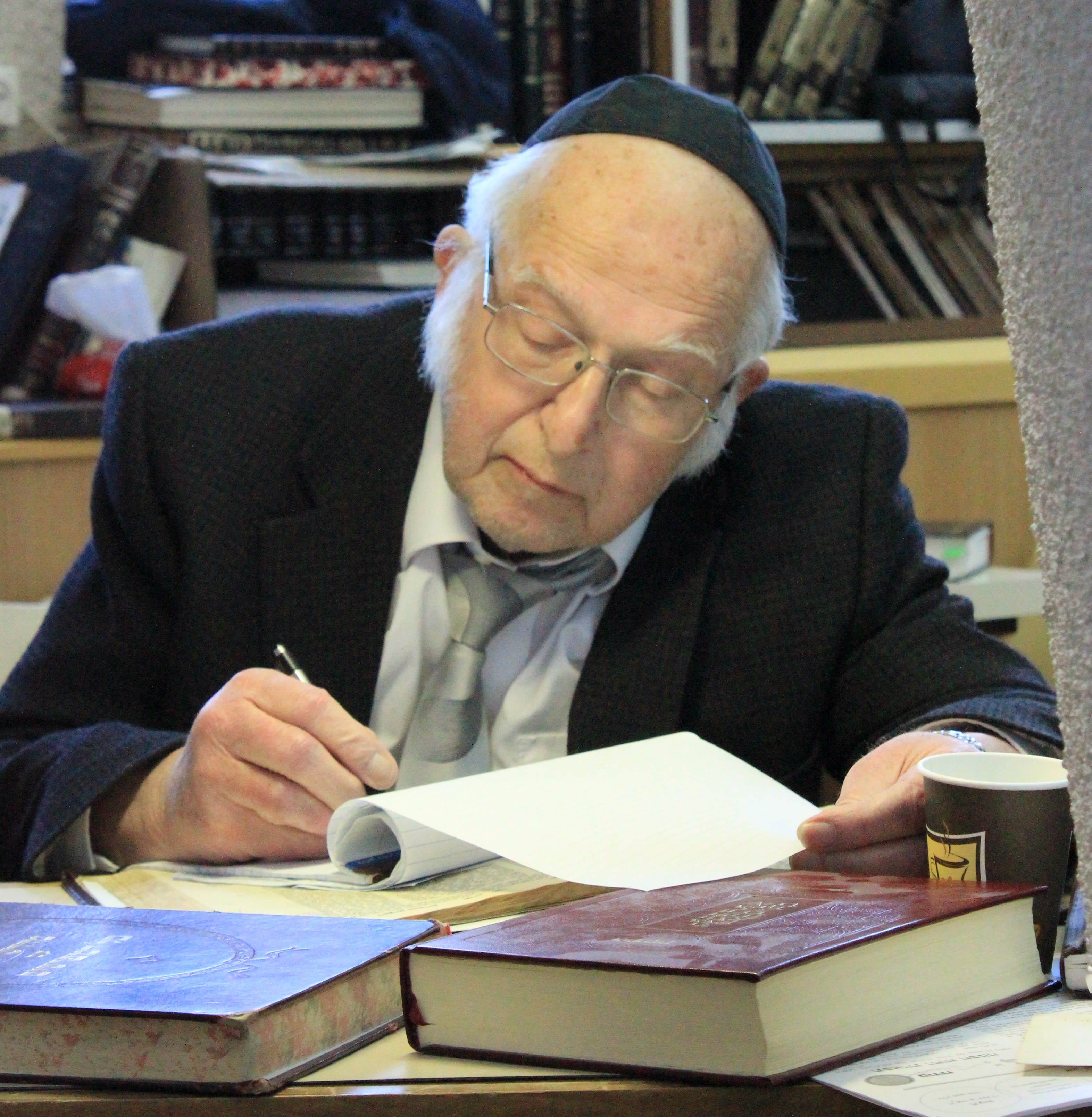 Remembering Rav Aharon Lichtenstein, zt"l - Jewish Action