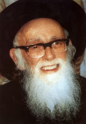 A Gentle Giant : Rabbi Shlomo Zalman Auerbach, zt"l - Jewish Action