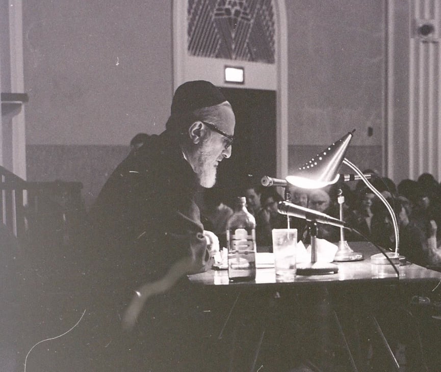 The Great Musician Takes His Leave - Jewish Action