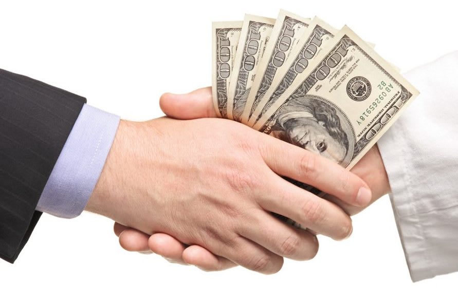 Tzedakah’s Role in the Teshuvah Process - Jewish Holidays