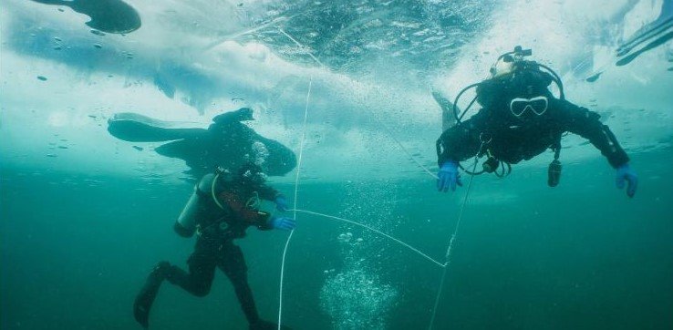 PADI Ice Diver Course – Explore the Underwater Ice World