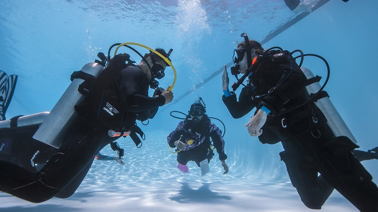 PADI Rescue Diver Course | Manage Dive Emergencies & Build Confidence