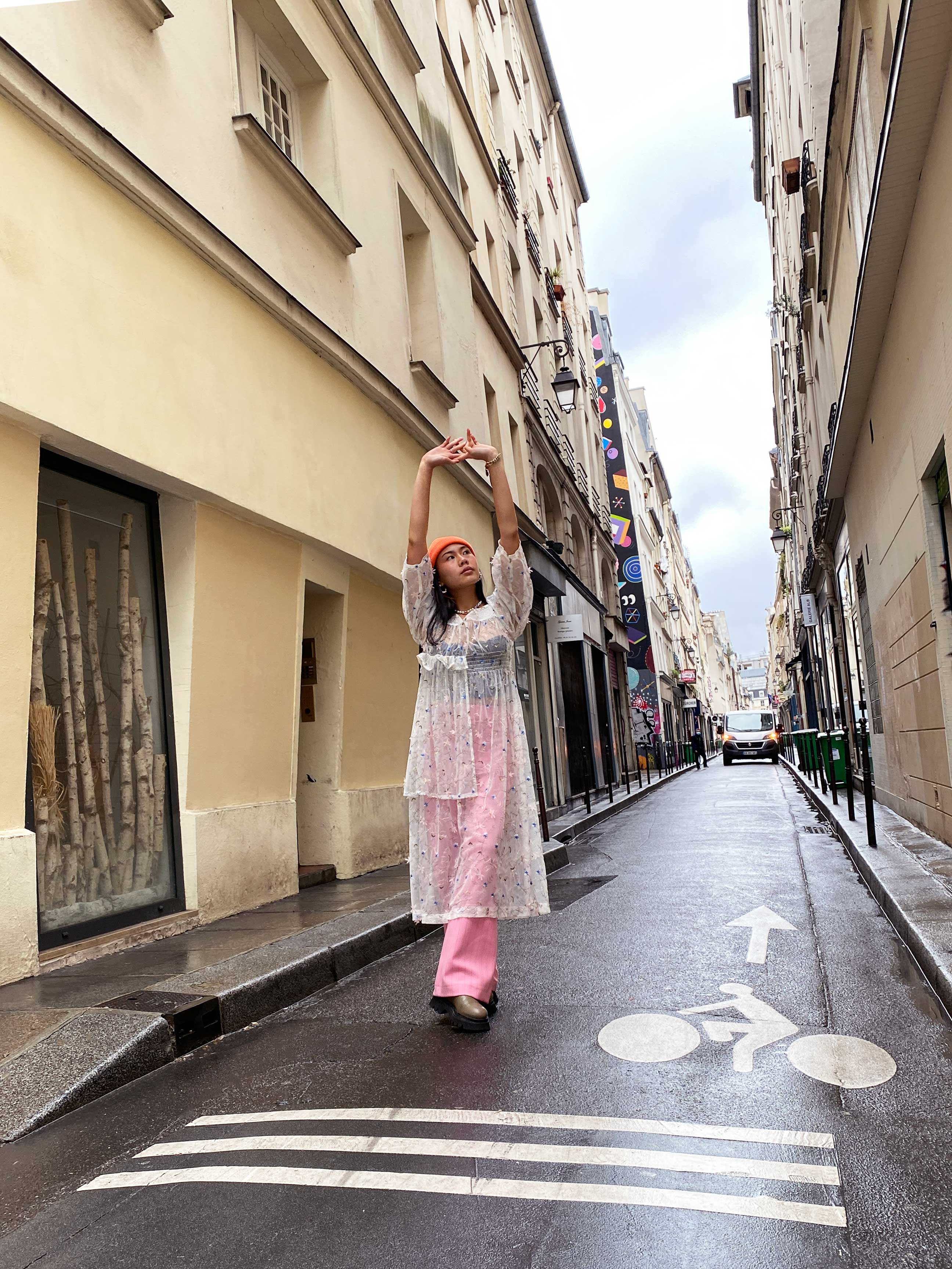 Robe Diaphane House Of Sunny 12€/mois | STUDIO | STUDIO PAILLETTE