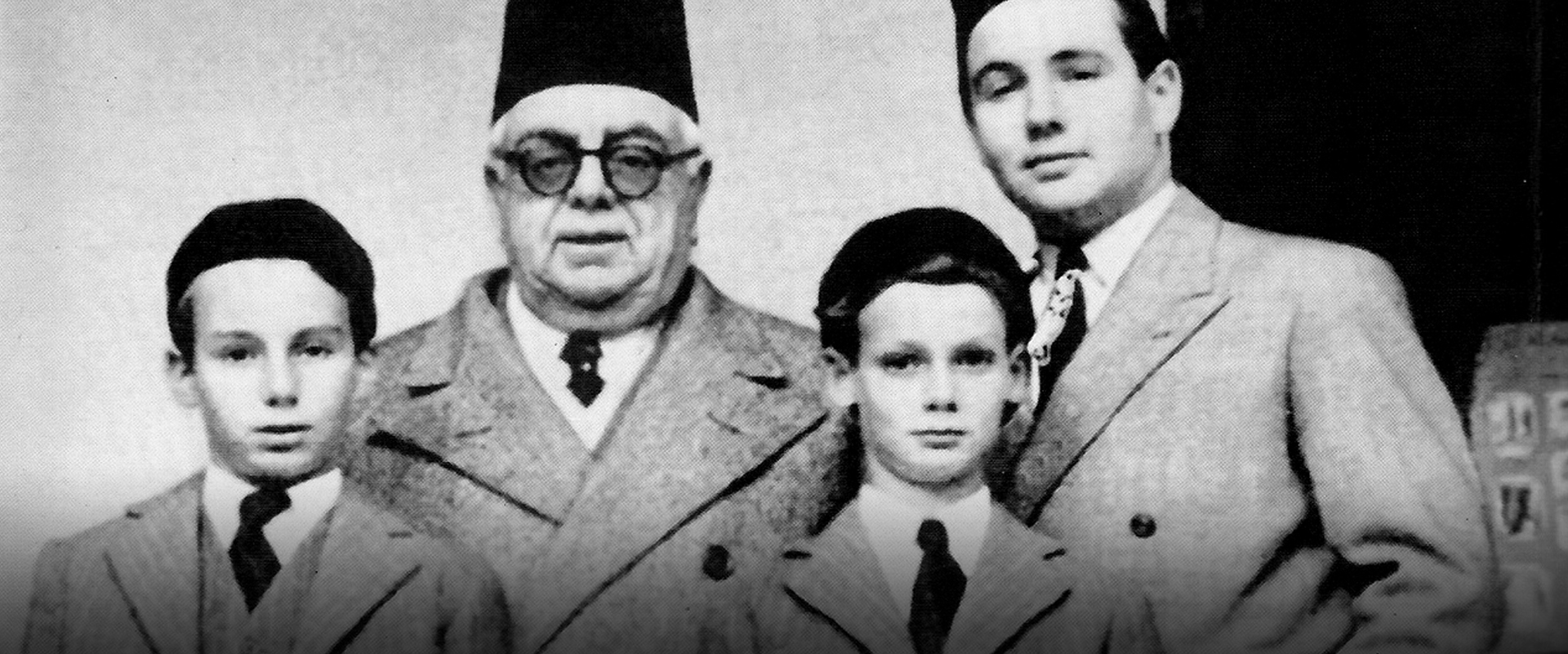 Sir Aga Khan III: Prominent Leader in the Pakistan Movement | PAKSTUDY.XYZ