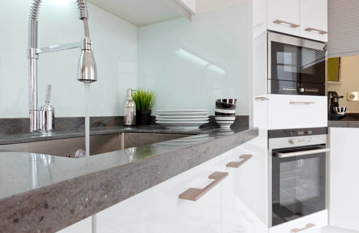 How to choose a kitchen worktop | The CPD Certification Service