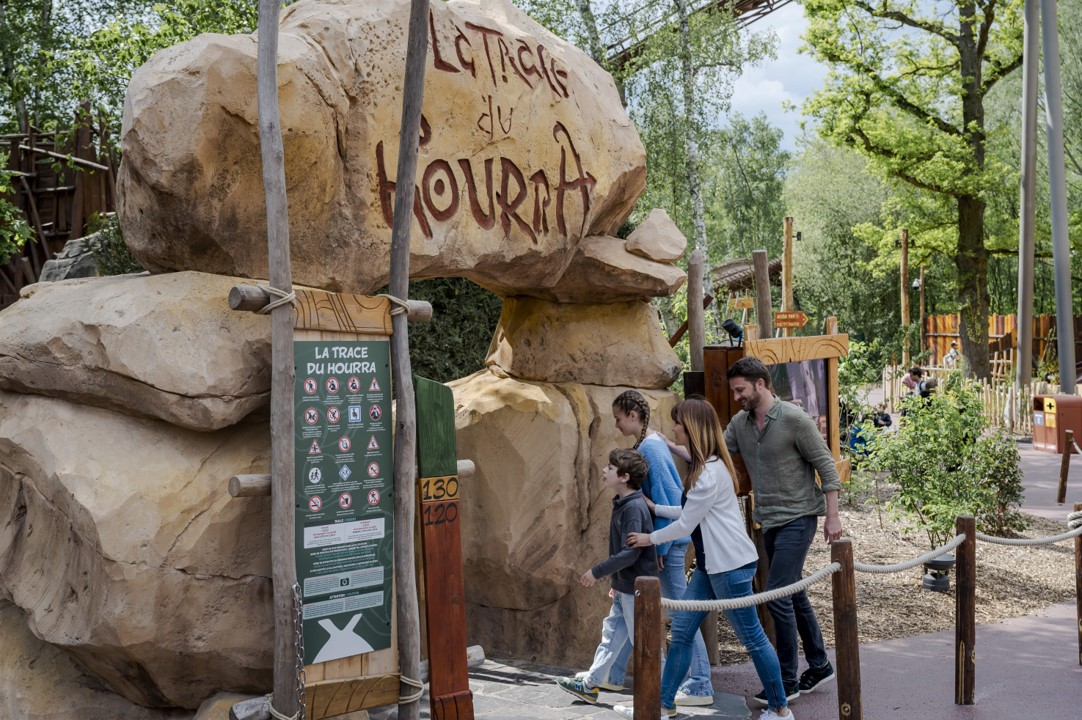 La Trace du Hourra @ Parc Asterix - Themeparkplanner