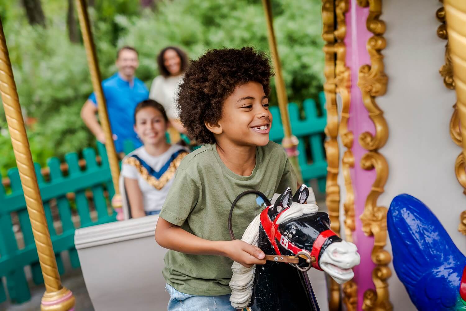 Le Mini Carrousel @ Parc Asterix - Themeparkplanner