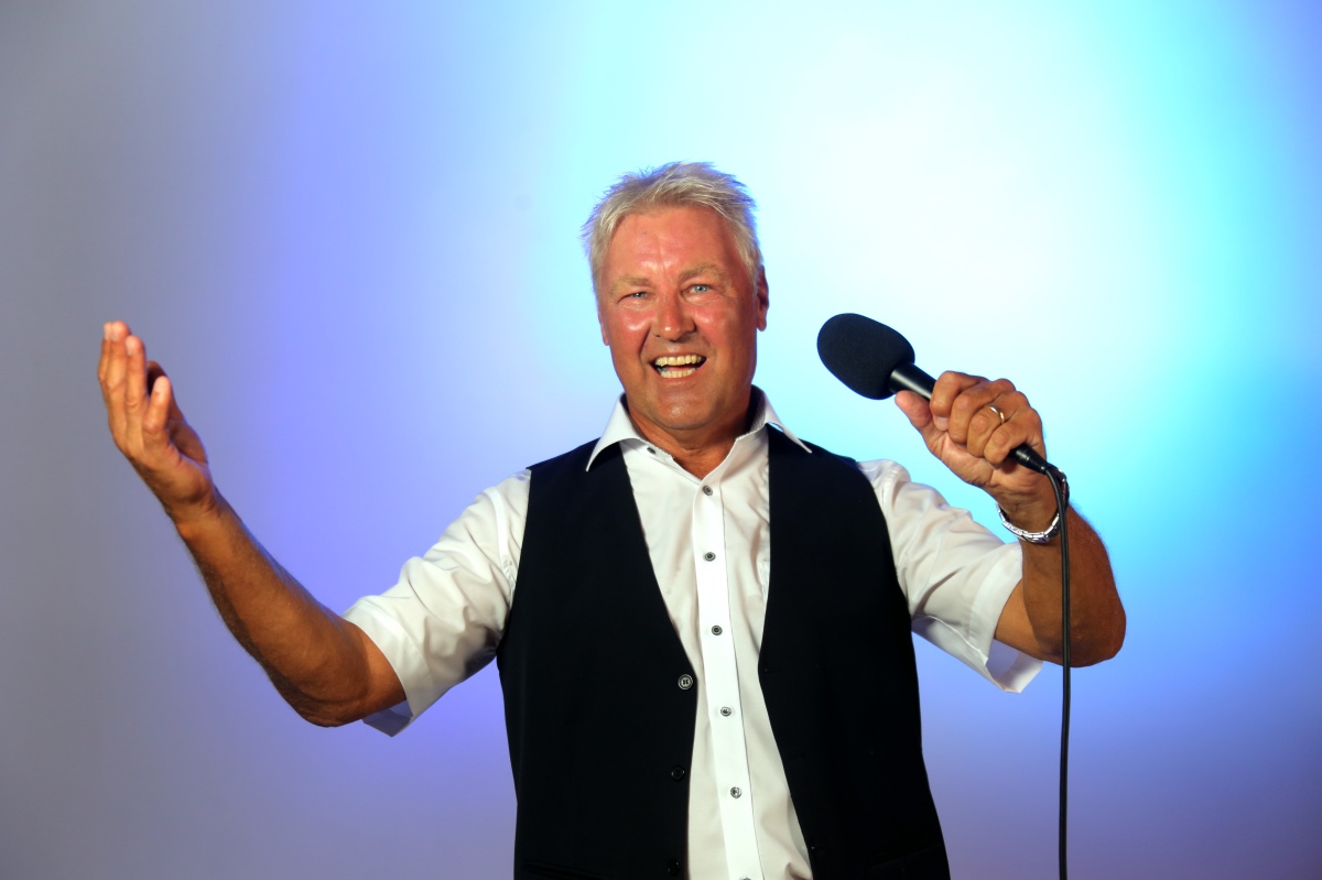 Troels Christensen fra Korsør → Kontakt artisten her