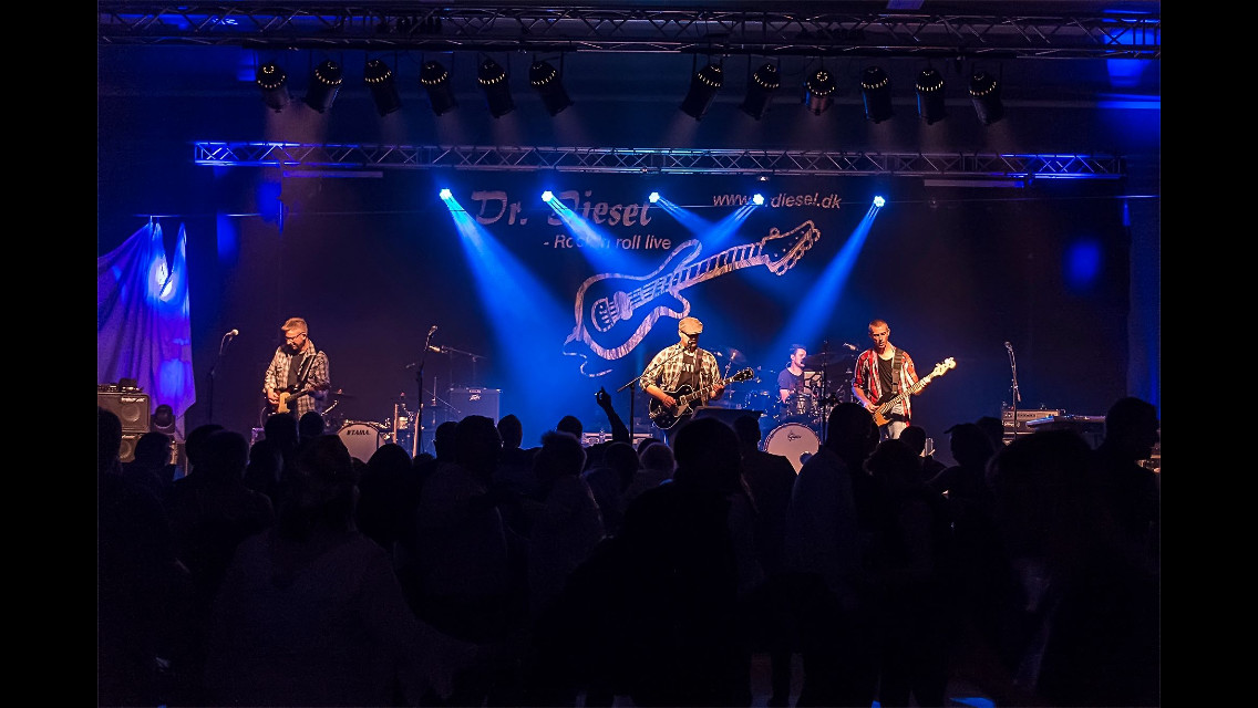 Dr Diesel fra Sønder Omme → Kontakt artisten her