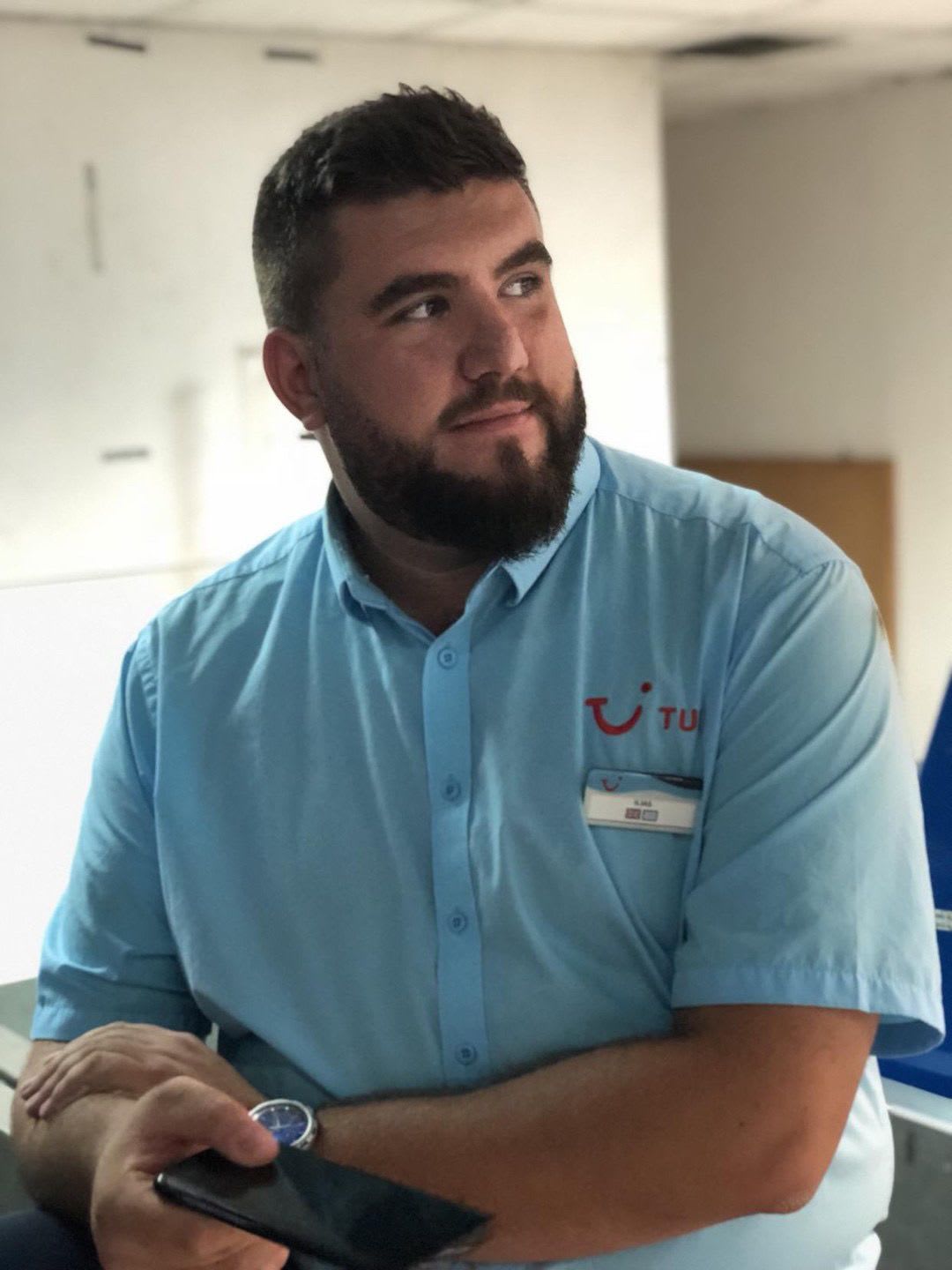 What are the career opportunities as an airport rep and a hotel rep ...