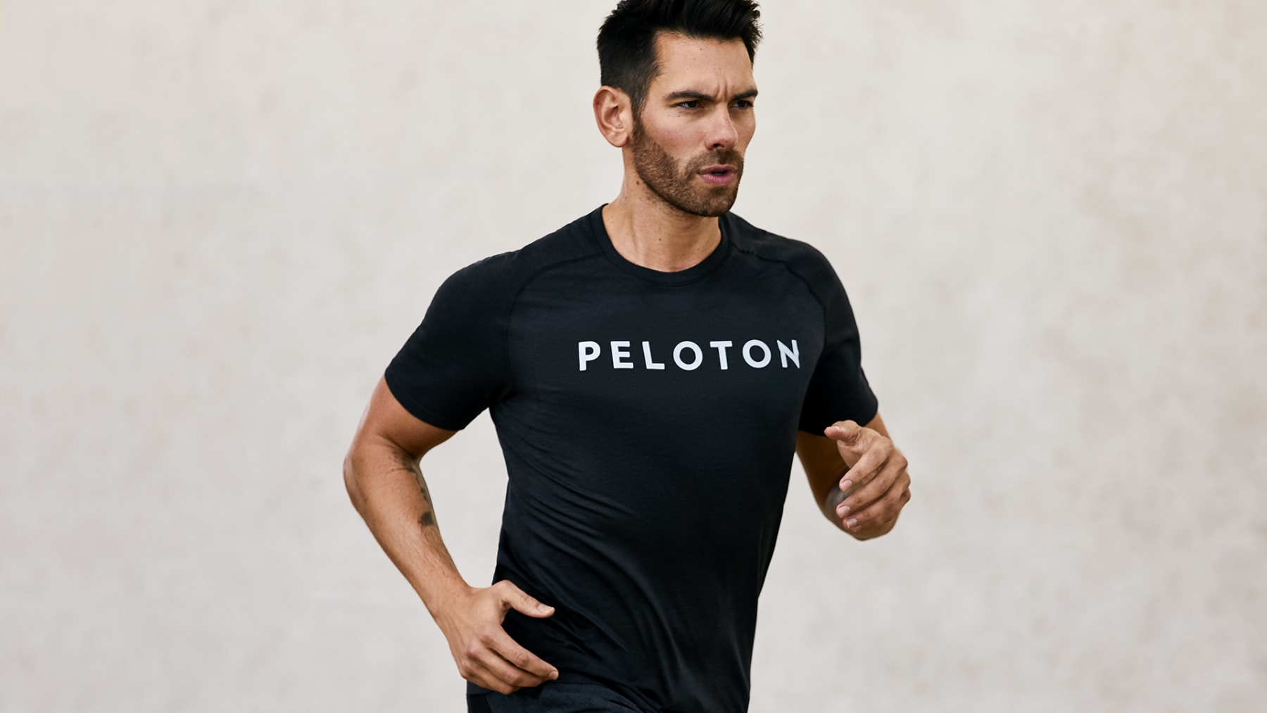 30 min 80s Walk | Peloton Outdoor Classes