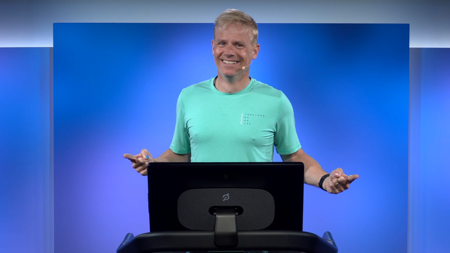 30 min Power Walk | Peloton Walking Classes