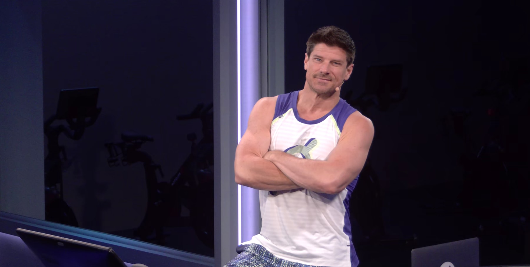 30 Min Power Zone Ride with 4-Min Spin Ups - Denis Morton