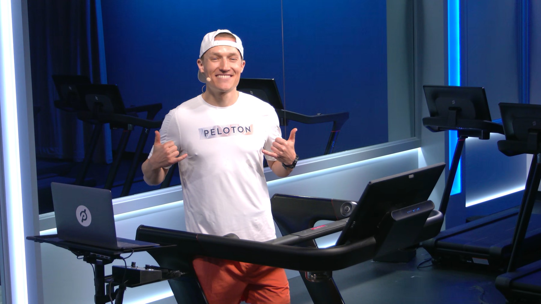 Peloton® | Exercise Bike With Indoor Cycling Classes Streamed Live & On ...