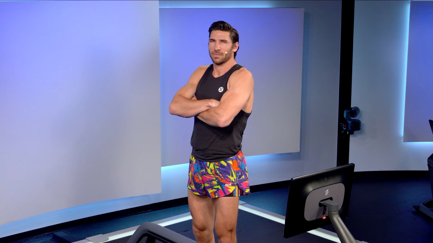 30 min 90s Rock Row | Peloton Rowing Classes