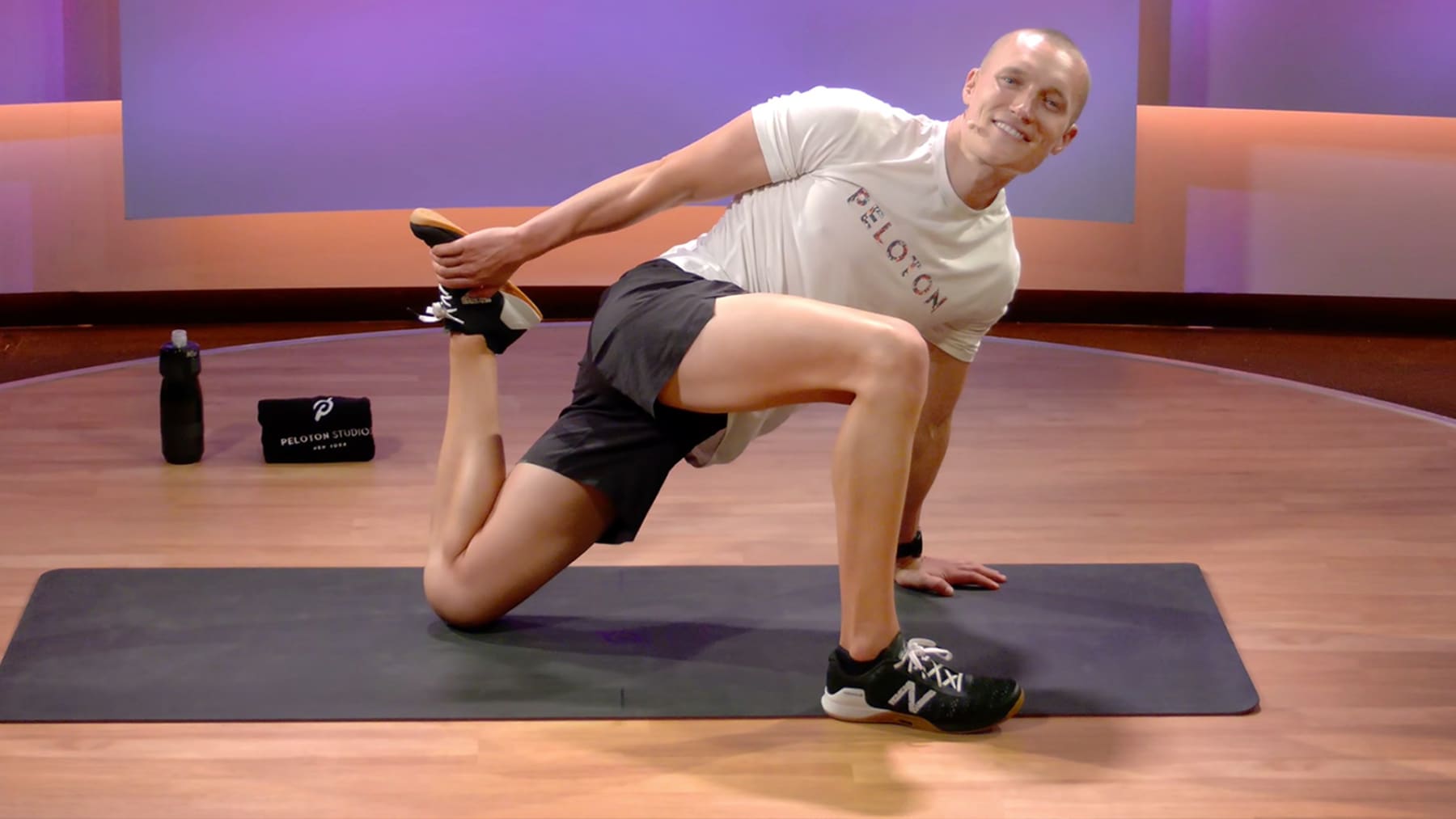 10 min AFO Full Body: Thomas Rhett | Peloton Stretching Classes