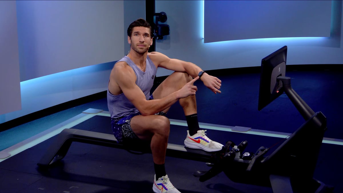 45 min 80s Row | Peloton Rowing Classes