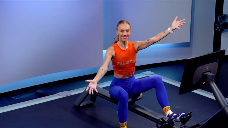 15 Min Beginner Row with Easy & Moderate Efforts - Becs Gentry