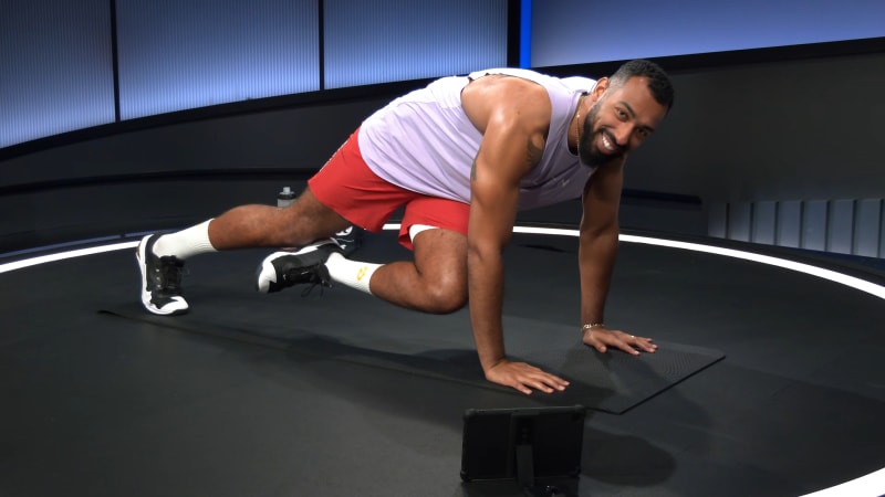 10 Min Strength Roll Call: Core with Forearm Plank - Jermaine Johnson