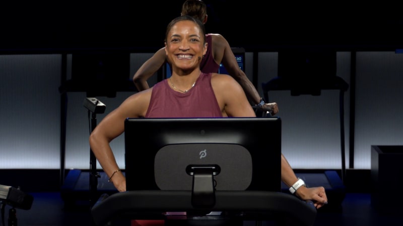 20 min Pop Walk | Peloton Walking Classes