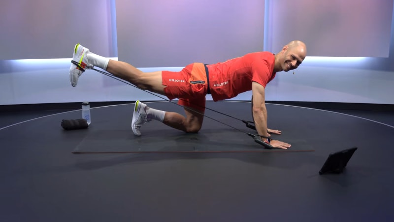 20 min Resistance Bands: Full Body | Peloton Strength Classes