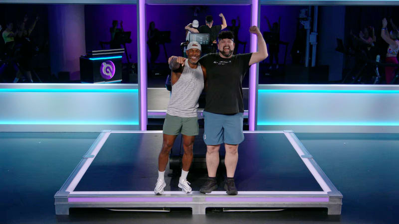 30 min Live DJ Run | Peloton Running Classes