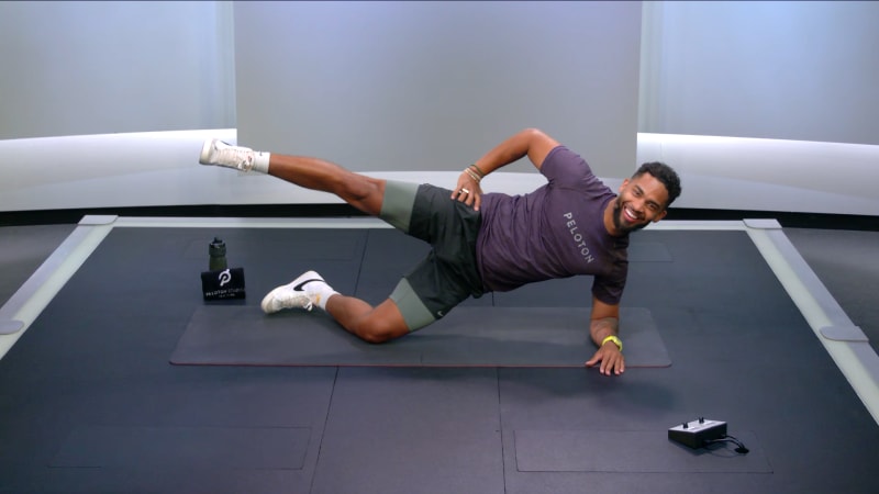 30 Min Strength Roll Call: Bodyweight with 6-Min EMOM - Rad Lopez