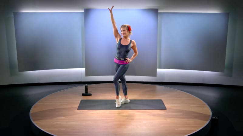 20 min Donna Summer Core Strength | Peloton Strength Classes