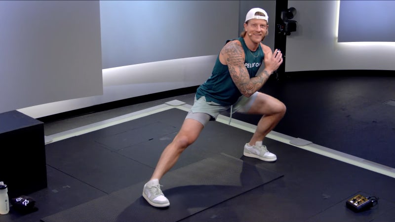 20 min Bodyweight Strength | Peloton Strength Classes