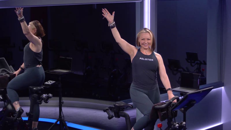 20 min Climb Ride | Peloton Cycling Classes
