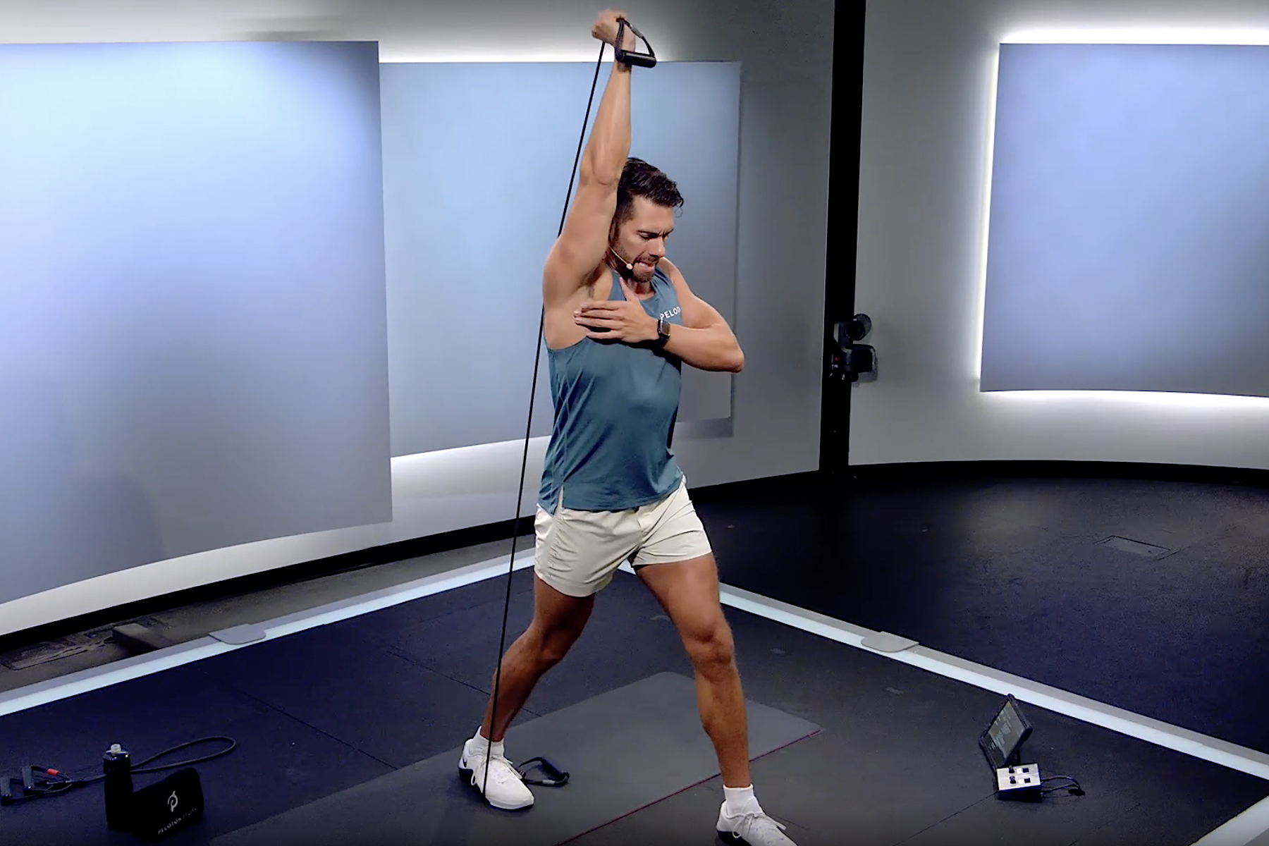 13 Amazing Resistance Band Exercises to Build Strength | The Output by ...