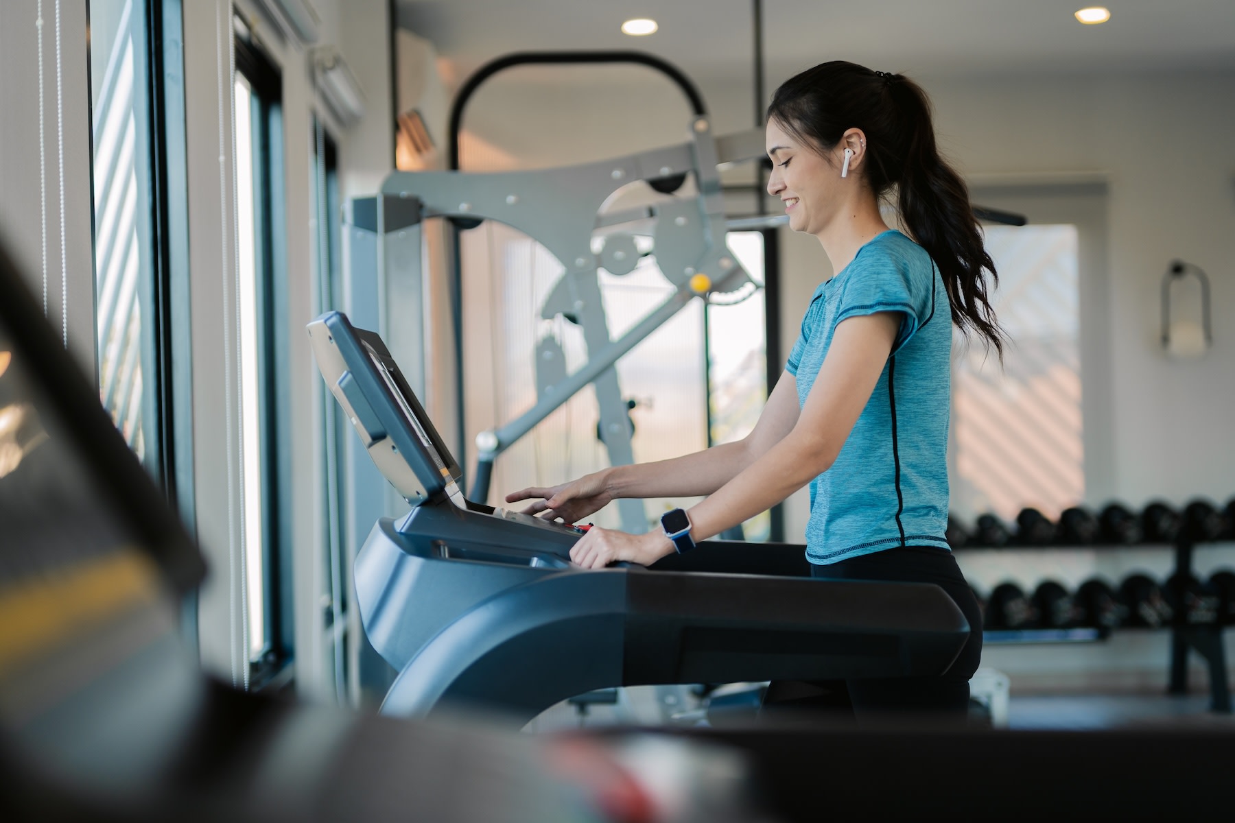 The Ultimate Guide to Gym Etiquette: 14 Rules to Know | The Output by ...