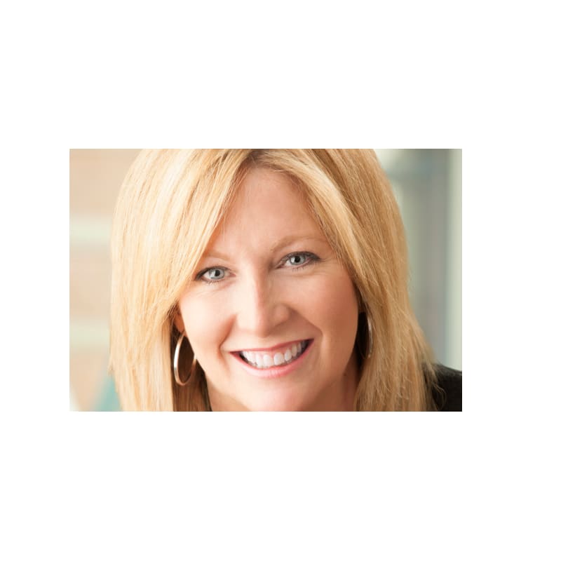 Lisa Buckingham's Instagram, Twitter & Facebook on IDCrawl