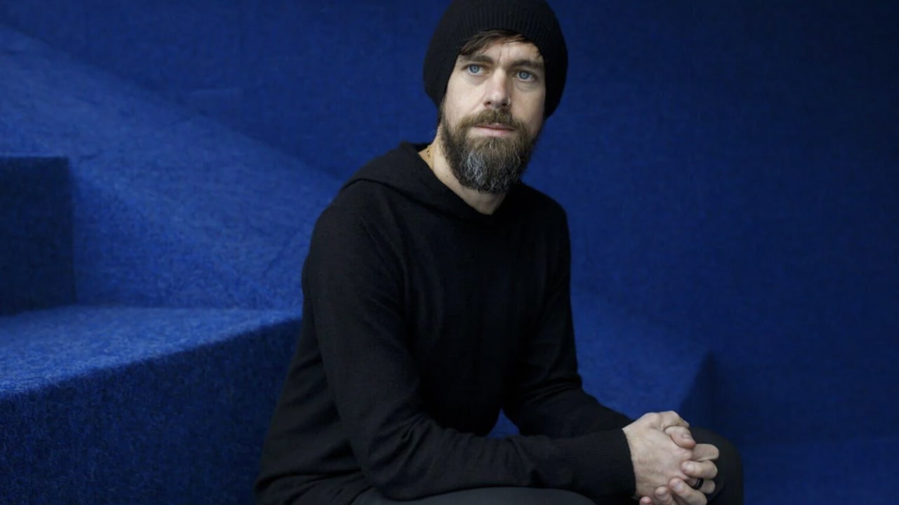 News: Twitter CEO steps down