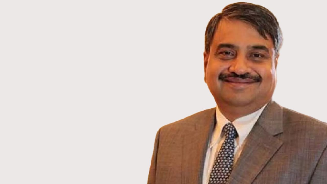 News: P R Seshadri takes charge as MD & CEO of South Indian Bank ...
