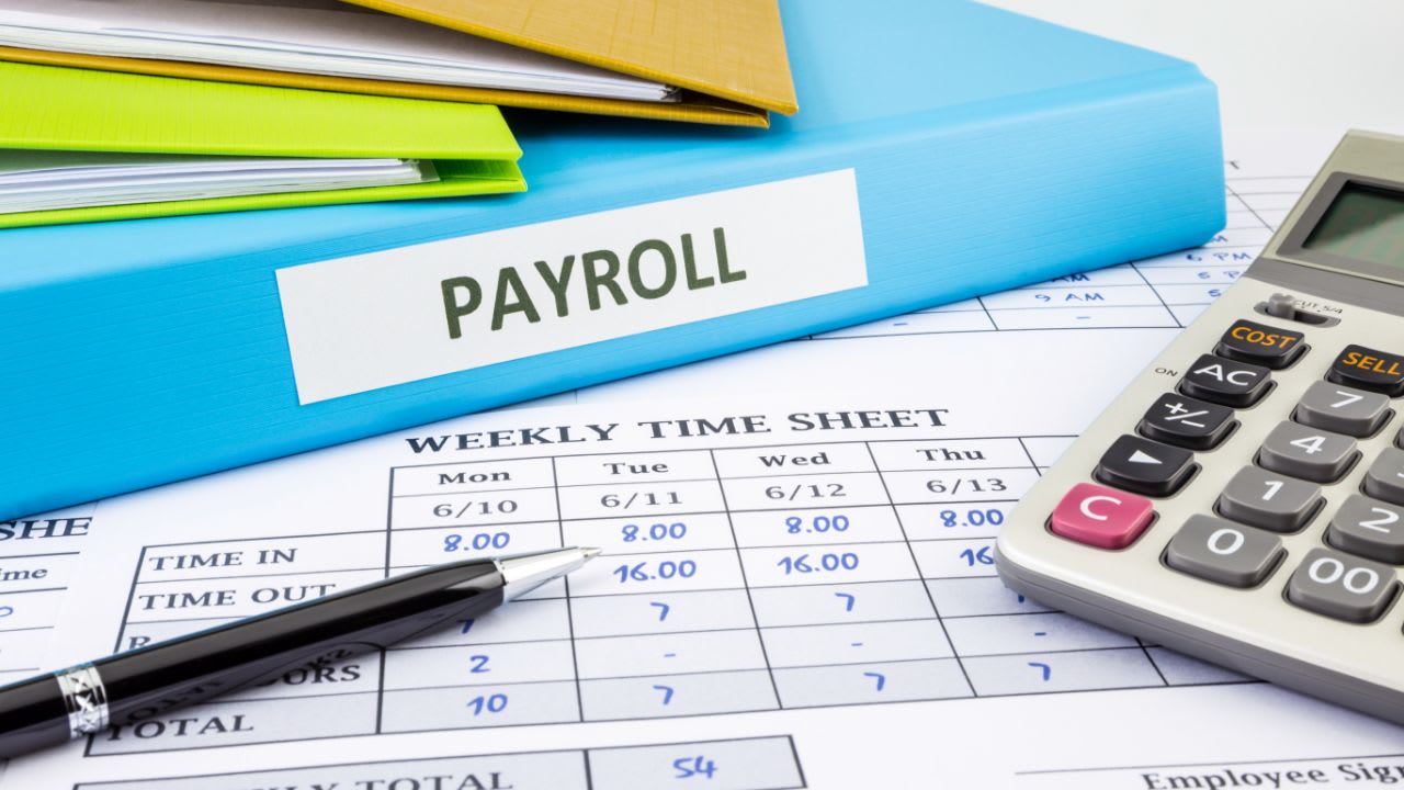 6 Key essentials to manage a smooth year-end payroll process ...