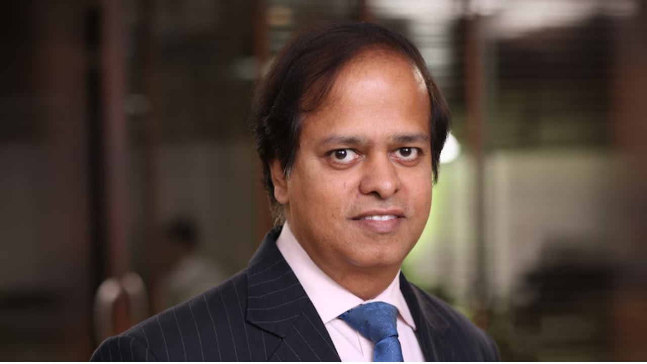 Axis Max Life CEO Prashant Tripathy Resigns Successor Search Underway Axis Max Life CEO Prashant Tripathy Resigns Successor Search Underway