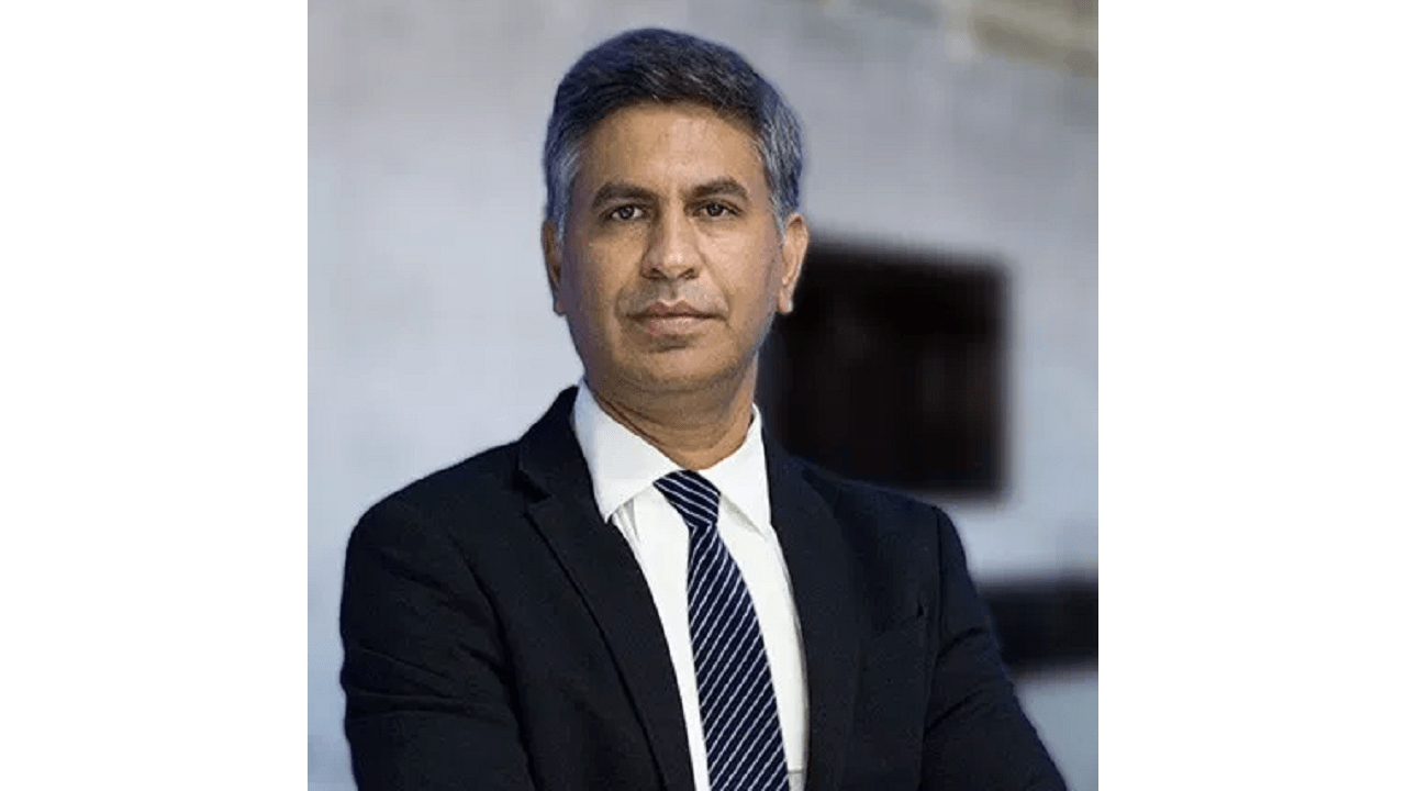 Author Arvind Prabhakar — People Matters