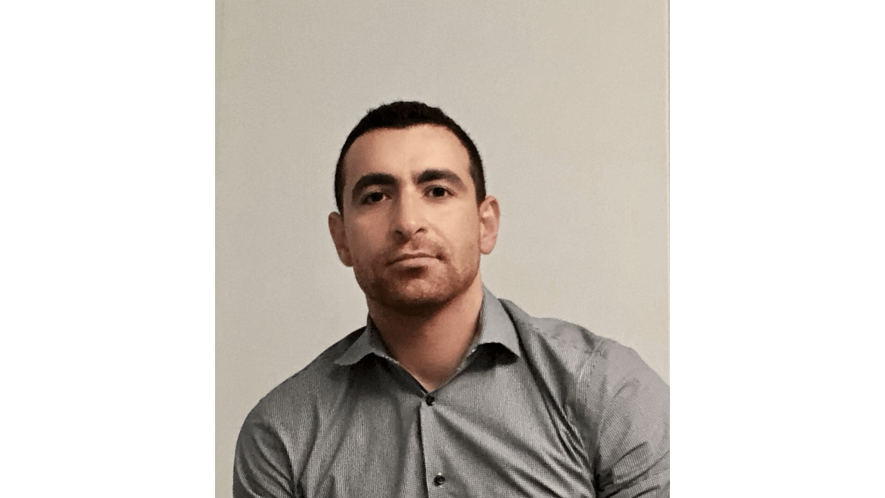 Author Mike Iskandaryan — People Matters
