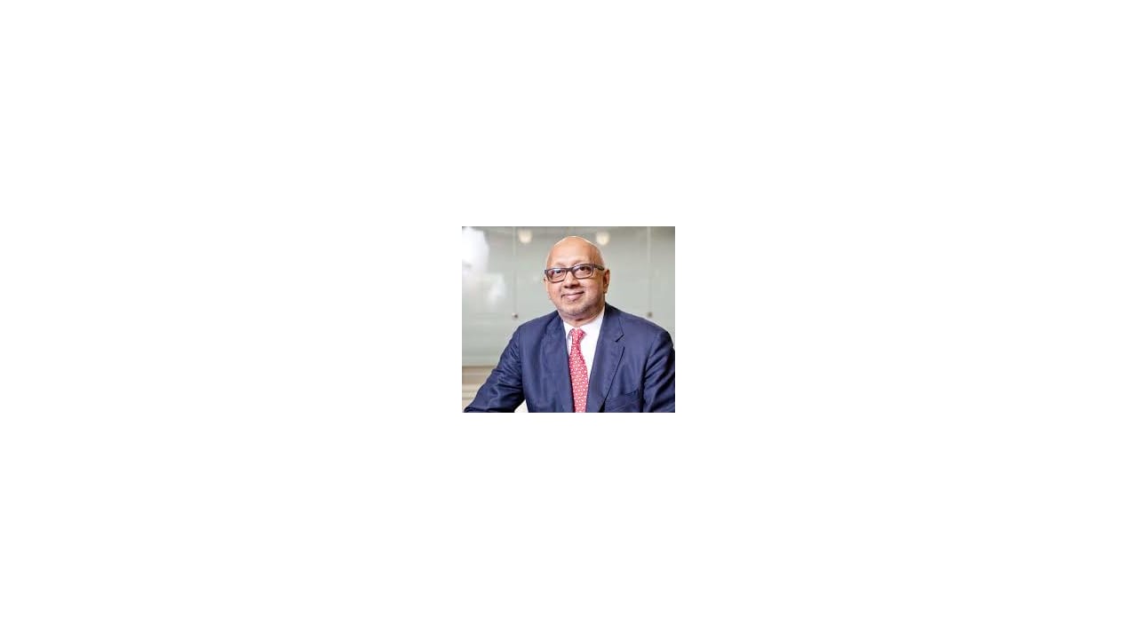 Author N. Venkat Venkatraman — People Matters
