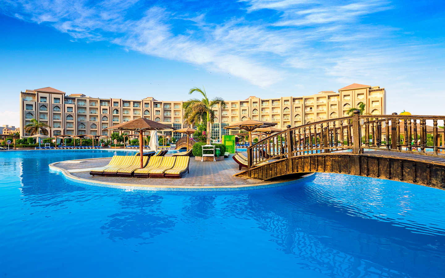 Sunrise Alora Aqua Park Resort 5* | Turkish Airlines Holidays